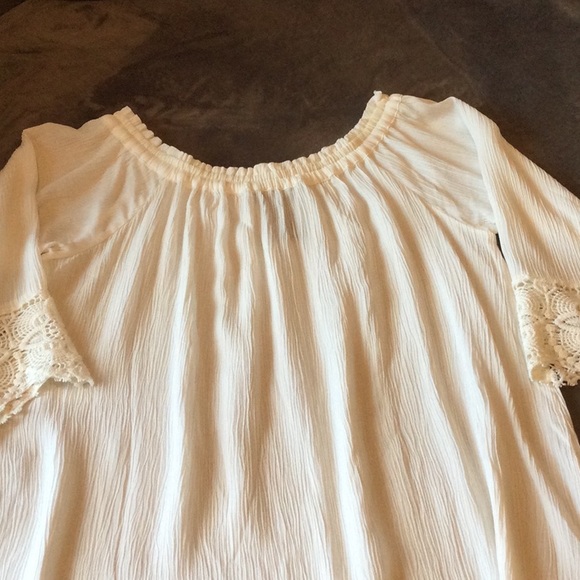 Chelsea & Theodore | Tops | Nwnt Peasant Style Beachy Top | Poshmark